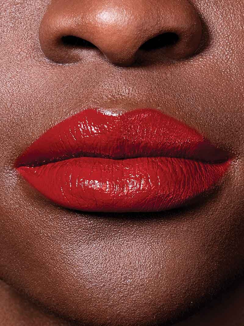 Le migliori tonalità di rossetto rosso: guida alla scelta | Maybelline