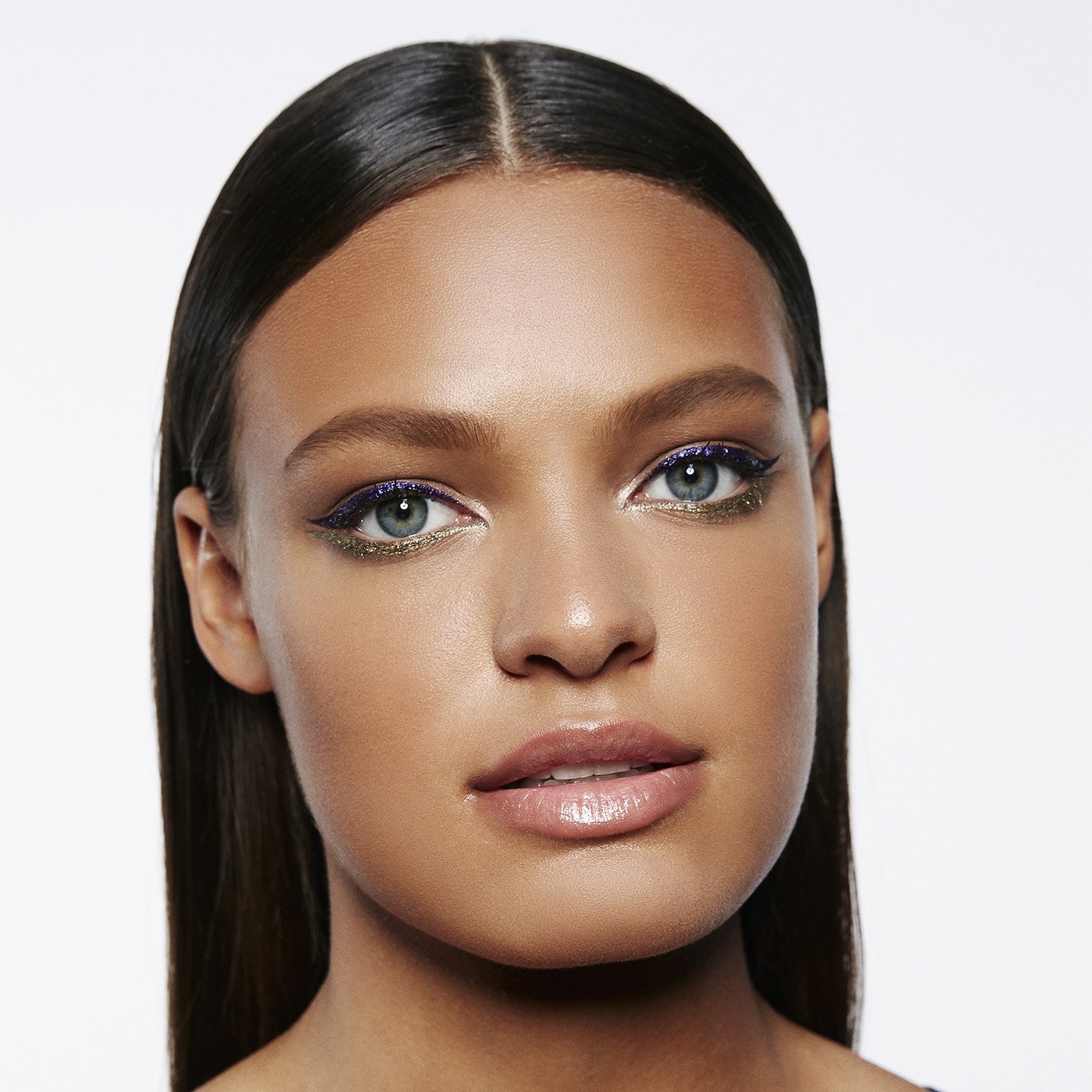 Occhi grigi: come esaltarli con il make up giusto | Maybelline